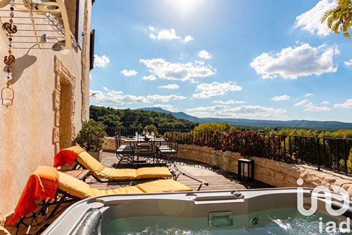 Maison à vendre - Jouques - 5 pièces - 3 chambres