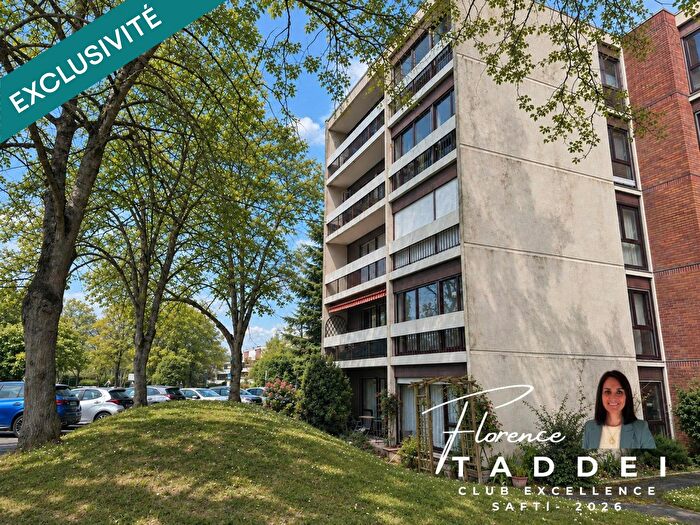 Les Ulis, Nord Ouest : Appartement 3 pièces à vendre