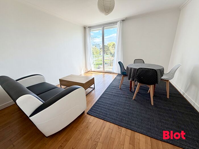 Appartement à vendre - Quartiers Nord-Ouest, Villejean - 3 pièces - 2 chambres