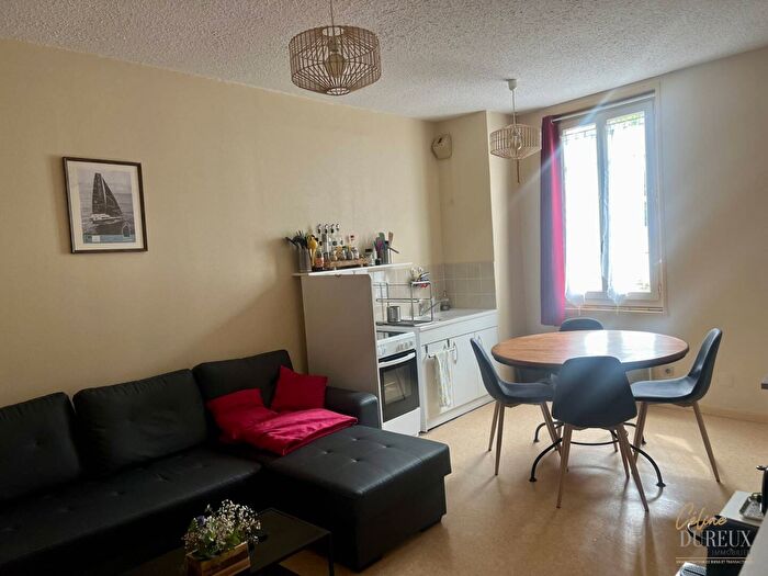 Appartement à louer - Cluny - 2 pièces - 1 chambre