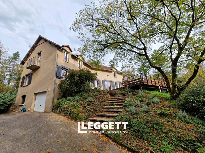 Maison à vendre - Saint-Junien - 7 pièces - 5 chambres