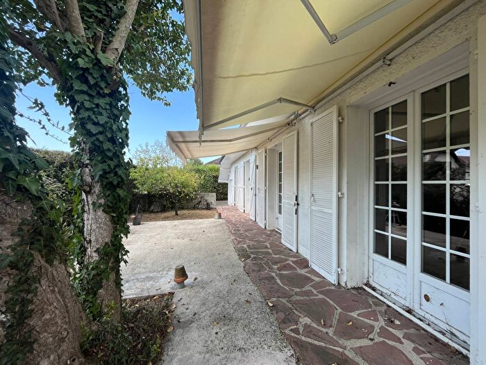 Maison à louer - Pau - 5 pièces - 4 chambres