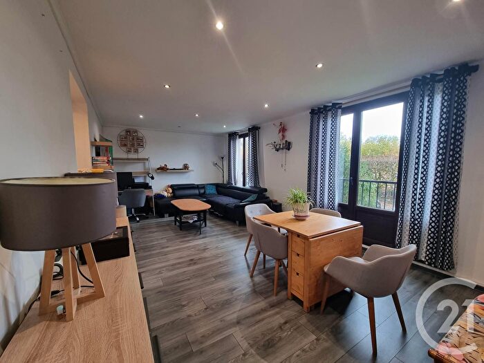 Brie-Comte-Robert, Leclerc, Verdun - Appartement 3 pièces à louer