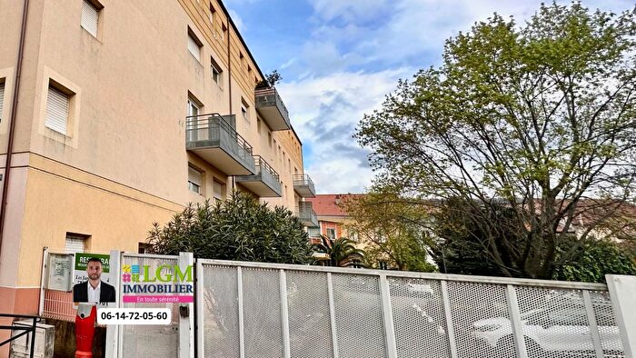 Appartement à vendre - Alès, Centre-ville - 2 pièces - 1 chambre