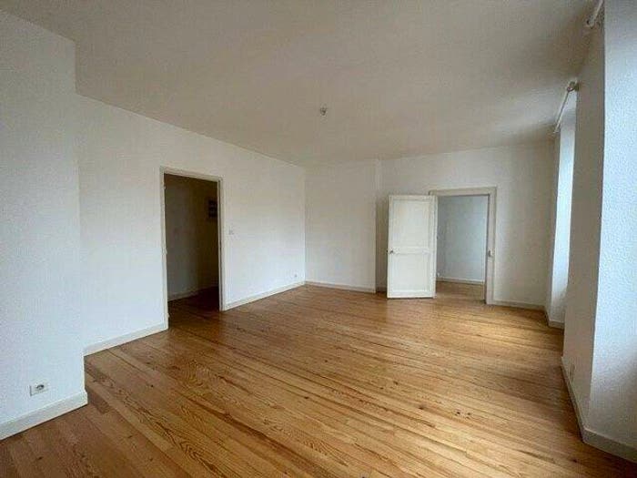 Appartement 3 pièces à Cusset, à louer