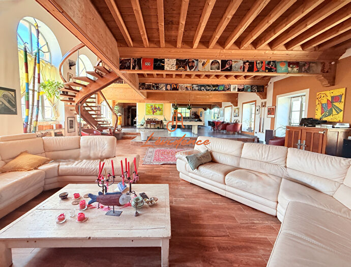 Appartement à vendre - Montboucher-sur-Jabron - 6 pièces - 4 chambres