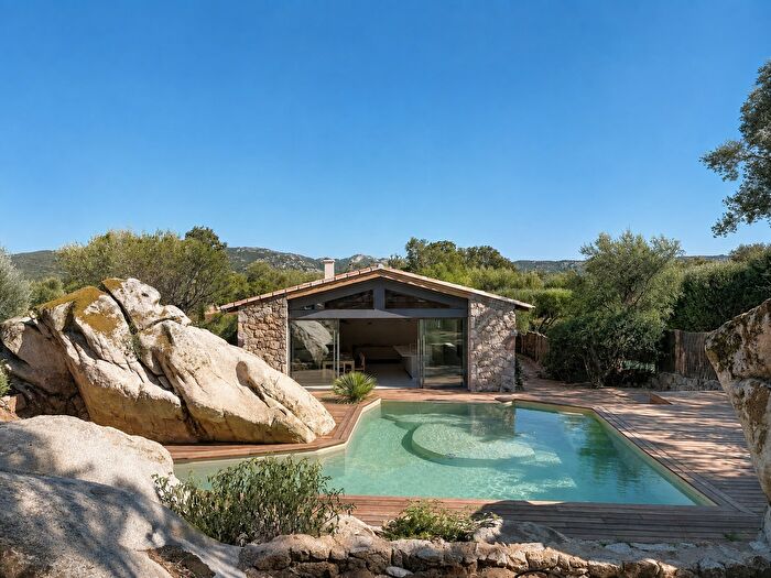 Maison 5 pièces à Sotta, à vendre