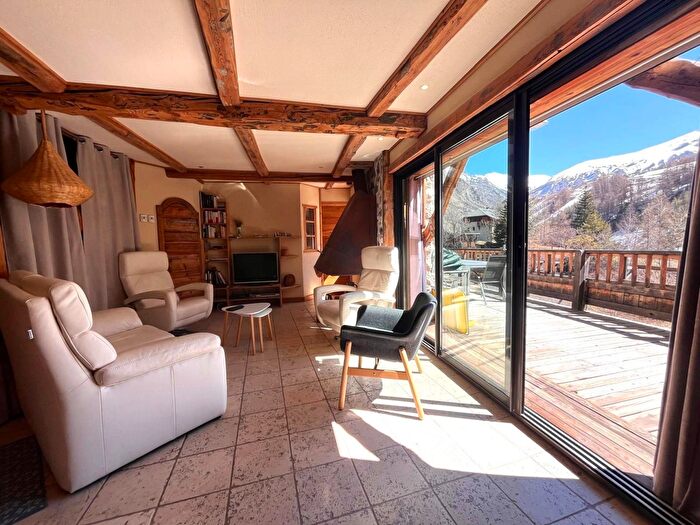Crévoux : Maison 7 pièces à vendre