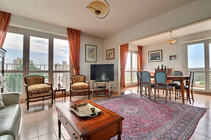 Appartement à vendre - Le Plessis-Bouchard - 4 pièces - 2 chambres