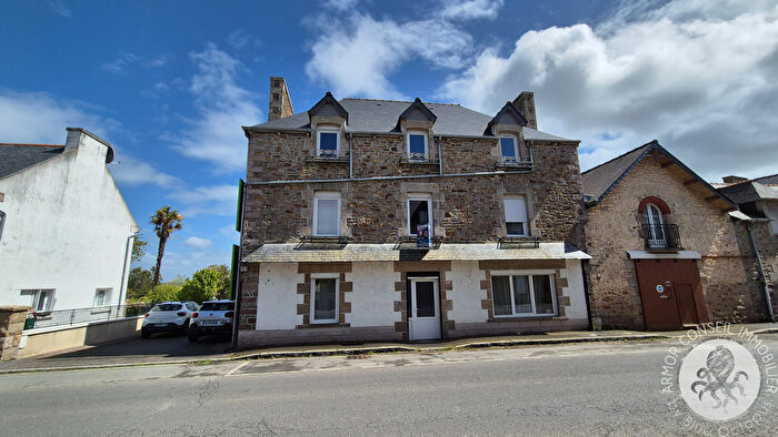 Hénanbihen : Maison 11 pièces à vendre