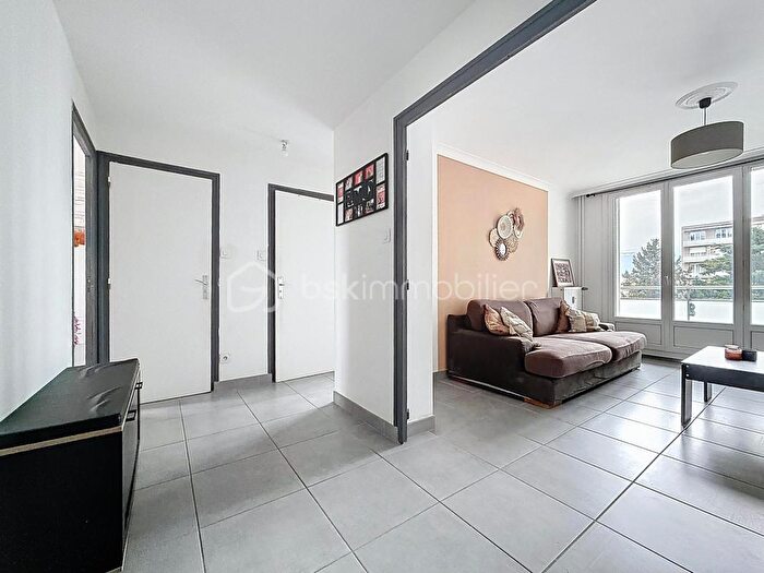 Saint-Martin-dHères, Teyssere : Appartement 4 pièces à vendre