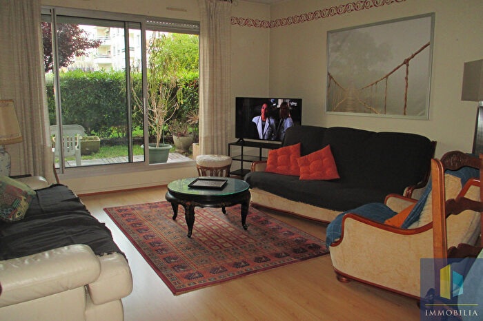 Appartement 3 pièces à Bordeaux, Ornano, à louer