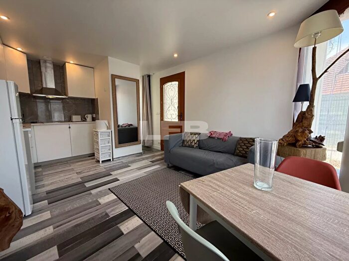 Méru, Faubourg Nord : Appartement 2 pièces à louer