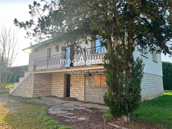 Maison à vendre - Champigny - 8 pièces - 7 chambres