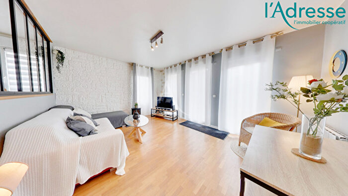 Appartement 3 pièces à Champs-sur-Marne, Centre-ville, à vendre
