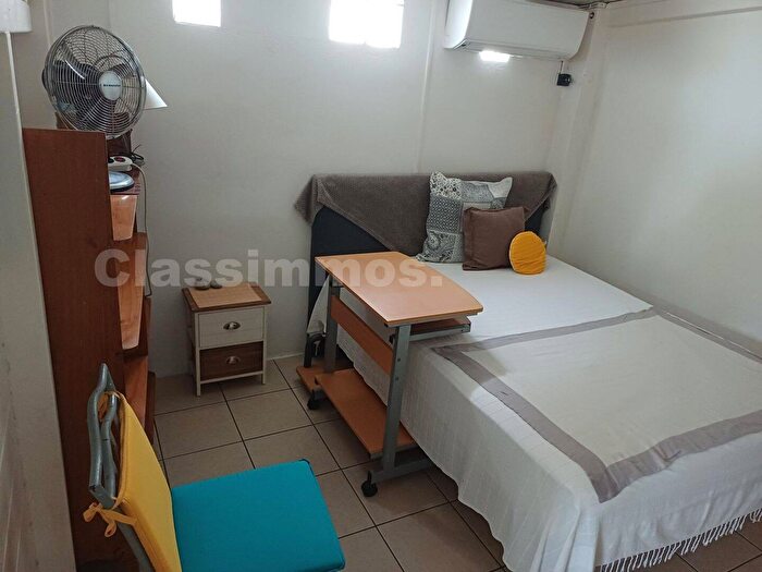 Appartement à louer - Fort-de-France - 2 pièces - 1 chambre