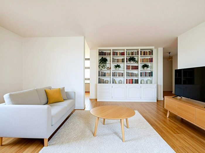 Appartement 4 pièces à Bagnolet, Les Coutures, à vendre