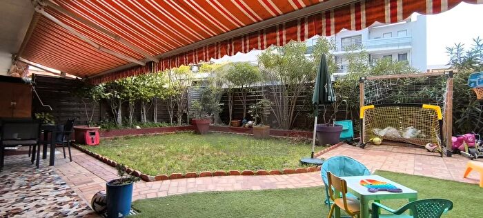 Appartement à vendre - Roquebrune-Cap-Martin, Carnolès, Gare, Cap Azur - 3 pièces - 2 chambres