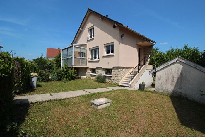 Maison à vendre - Les Clayes-sous-Bois, Centre-ville - 5 pièces - 4 chambres