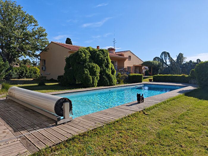 Maison à vendre - Perpignan, Haut-Vernet, Hôpital - 10 pièces - 6 chambres