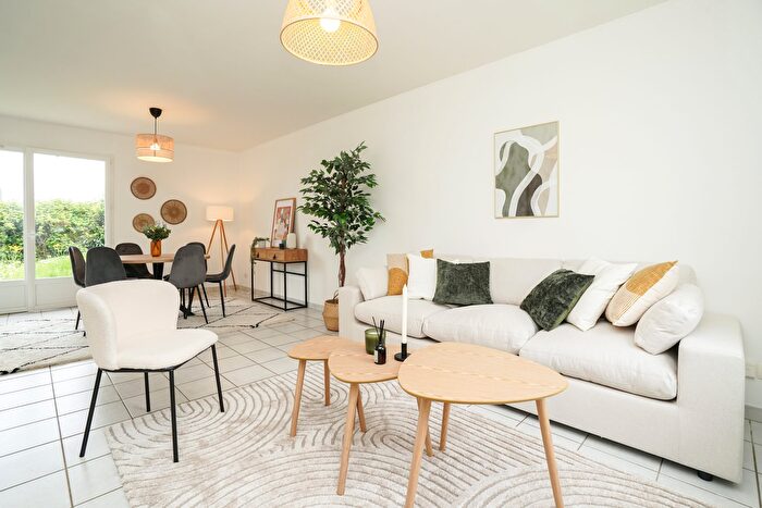 Maison à vendre - Cinq-Mars-la-Pile - 5 pièces - 4 chambres