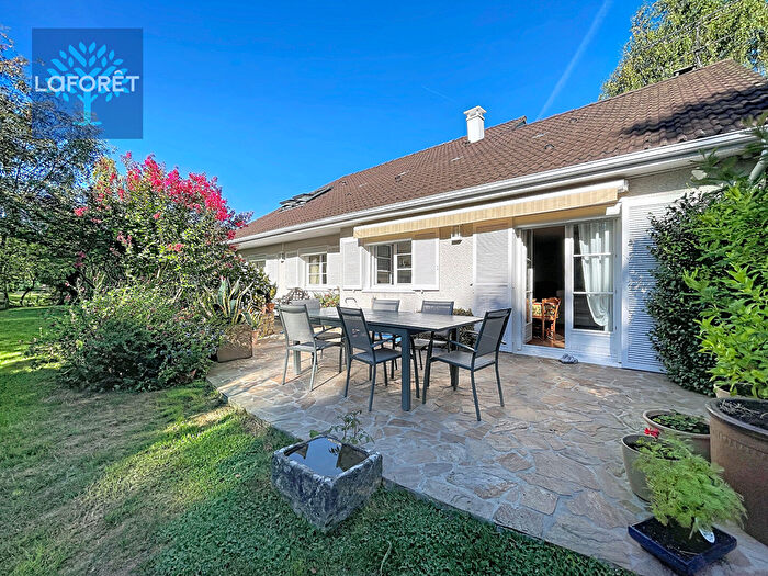 Maison 7 pièces à Le Perray-en-Yvelines, à vendre