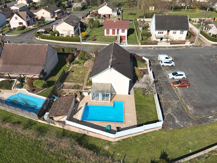 Maison à vendre - Toulon-sur-Arroux - 4 pièces - 3 chambres