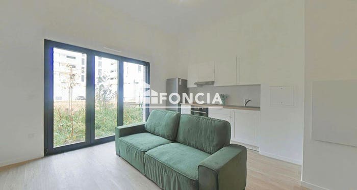 Étienne Laurent, Clichy-sous-Bois : Appartement 2 pièces à louer