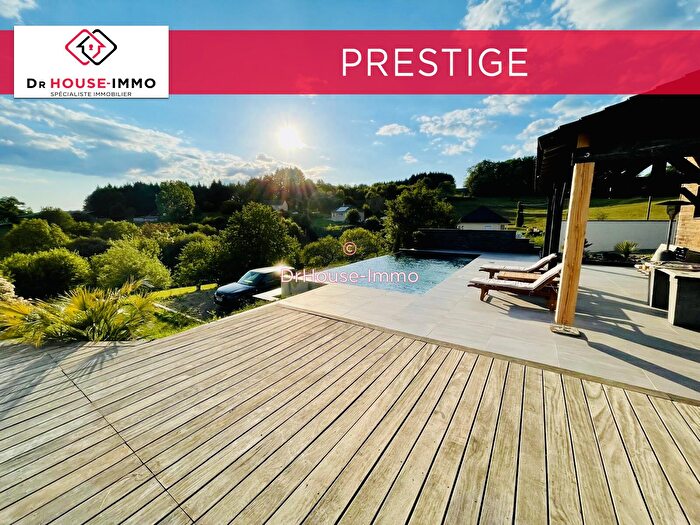 Maison à vendre - Saint-Hilaire-Peyroux - 6 pièces - 4 chambres