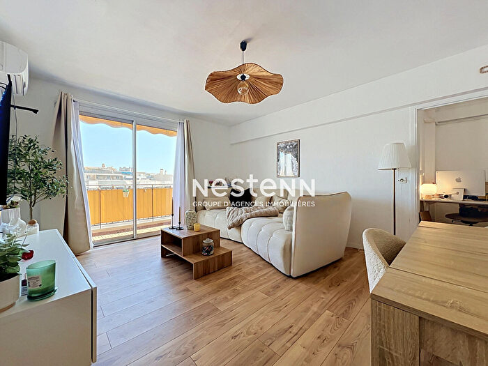 Appartement 2 pièces à louer à Antibes, Coeur de ville