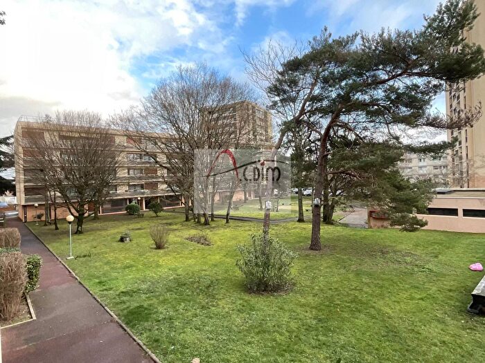 Appartement à louer - Village, Le Mée-sur-Seine - 3 pièces - 2 chambres