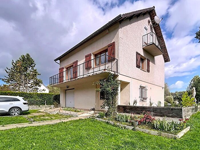 Maison à vendre - Fontenay-sur-Loing - 5 pièces - 4 chambres