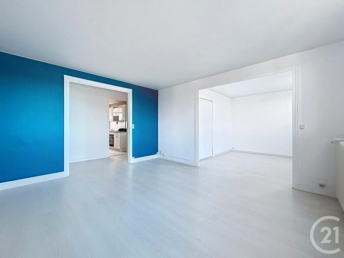 Appartement à vendre - Melun, Centre-ville - 4 pièces - 3 chambres