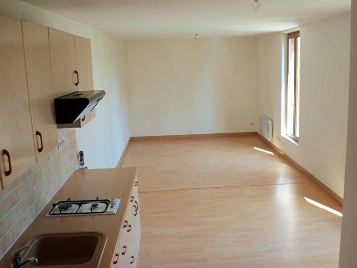 Appartement à louer - Sainte-Savine - 2 pièces - 1 chambre