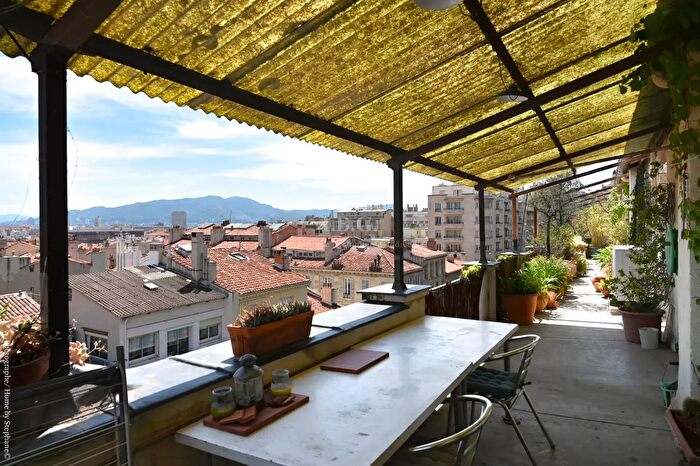 Appartement à vendre - Marseille e , Palais de Justice - 4 pièces - 3 chambres