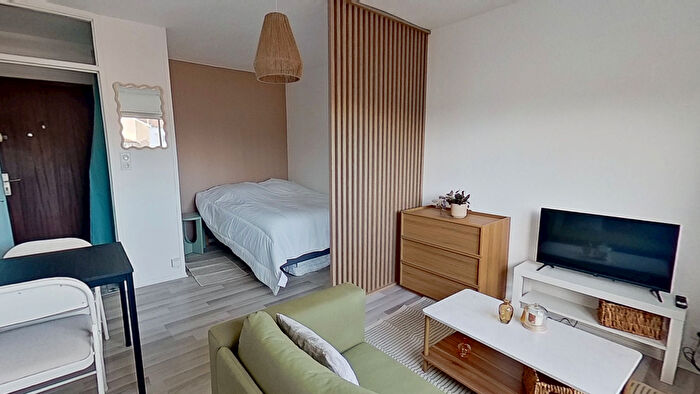 Appartement à louer - Nancy, Centre-ville, Charles III - 1 pièce