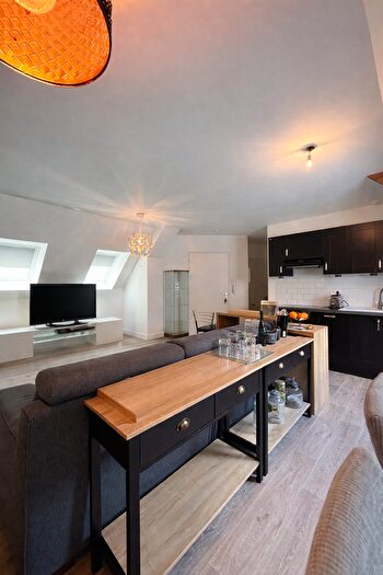 Appartement à louer - Tours - 3 pièces - 2 chambres