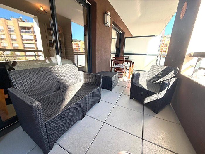 Cavalaire-sur-Mer, Centre-ville : Appartement 2 pièces à vendre