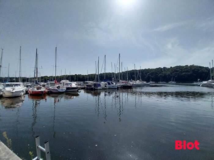 Maison à vendre - La Vicomté-sur-Rance - 3 pièces - 2 chambres