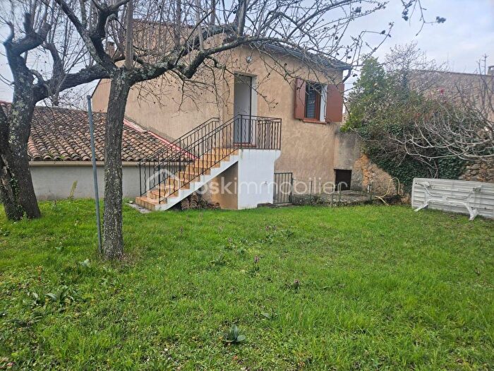 Appartement à louer - Régusse - 3 pièces - 2 chambres