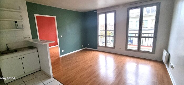Appartement à vendre - Mantes-la-Jolie, Centre-ville - 2 pièces - 1 chambre