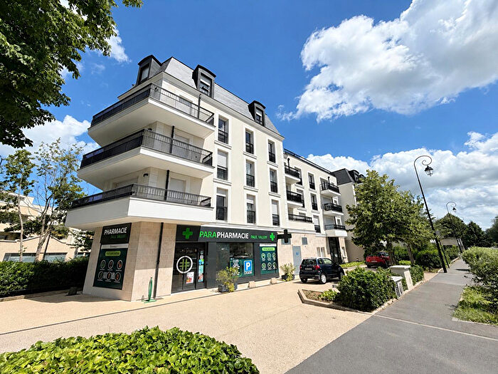 Appartement 4 pièces à vendre à Le Plessis-Trévise, François Mansard