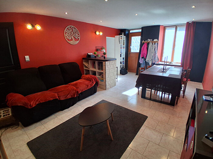Maison 6 pièces à Monthermé, à vendre