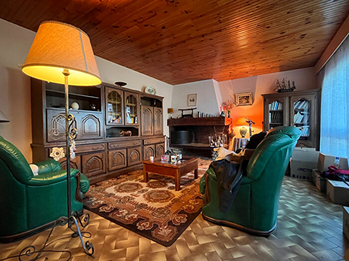 Maison à vendre - Huisseau-sur-Mauves - 7 pièces - 5 chambres