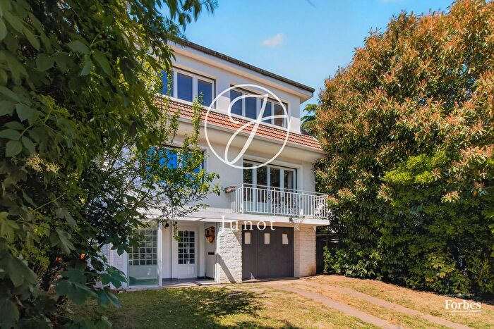 Louveciennes : Maison 7 pièces à vendre