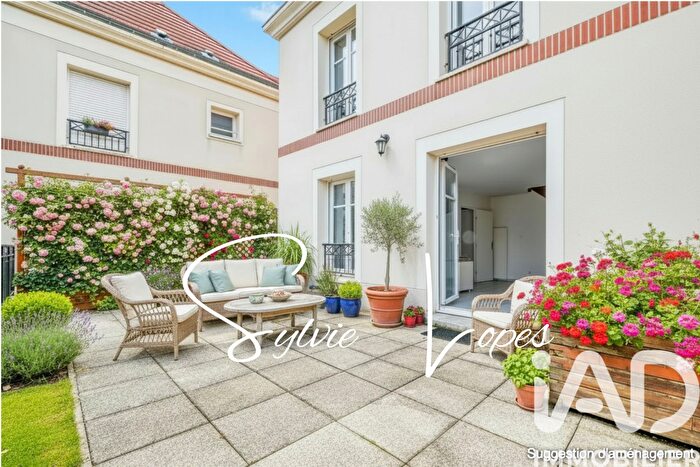 Appartement à vendre - Magny-le-Hongre - 3 pièces - 2 chambres