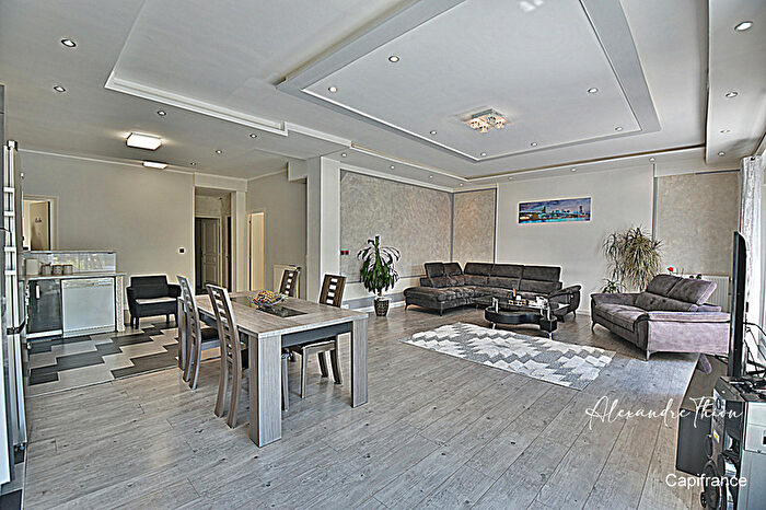 Maison à vendre - Saint-Denis-lès-Bourg - 12 pièces - 8 chambres