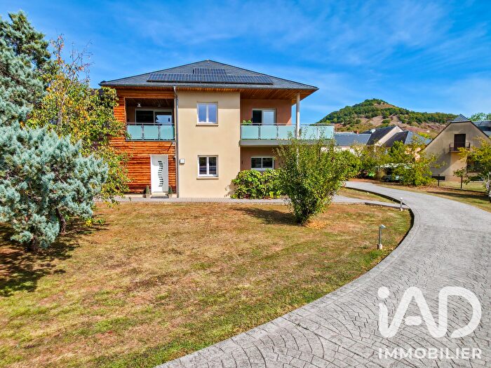 Saint-Christophe-Vallon - Maison 6 pièces à vendre