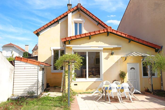 Maison 5 pièces à vendre à Vélizy-Villacoublay, Le Clos