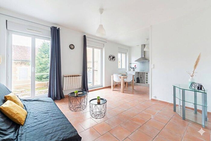 Bourg Neuf, Mont-de-Marsan : Appartement 3 pièces à louer